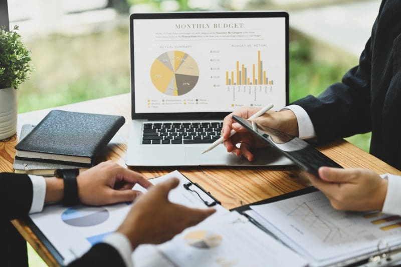 How to File Federal and Quebec Tax Returns: Key Differences Explained